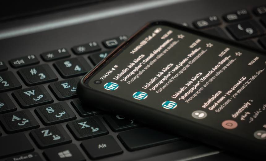 Lawsuit Claims LinkedIn Used Private Messages to Train AI